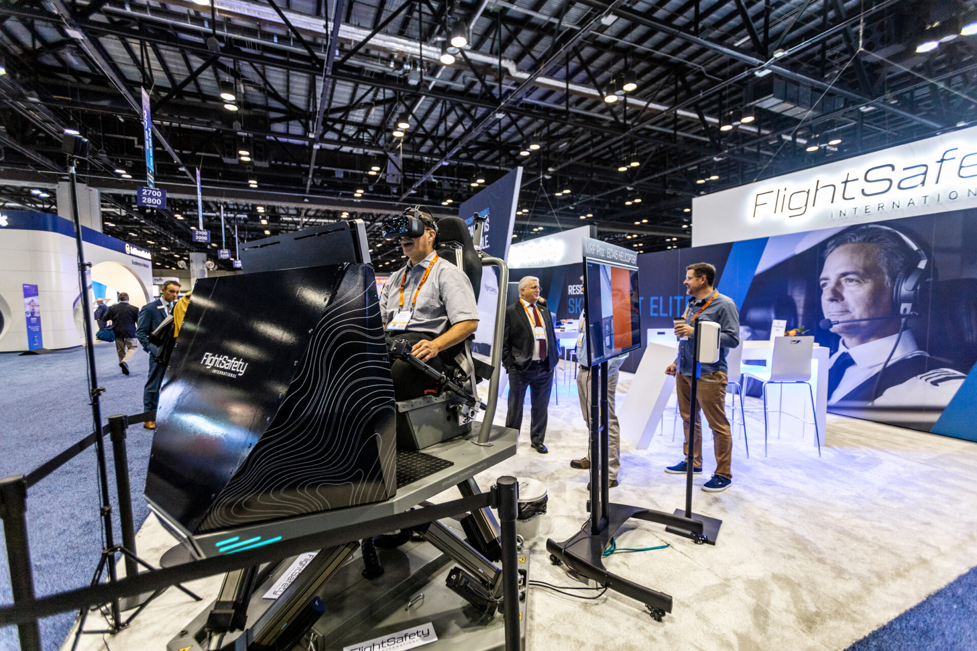 Flight Simulation - Mixed Reality - FlightSafety.com Information and ...